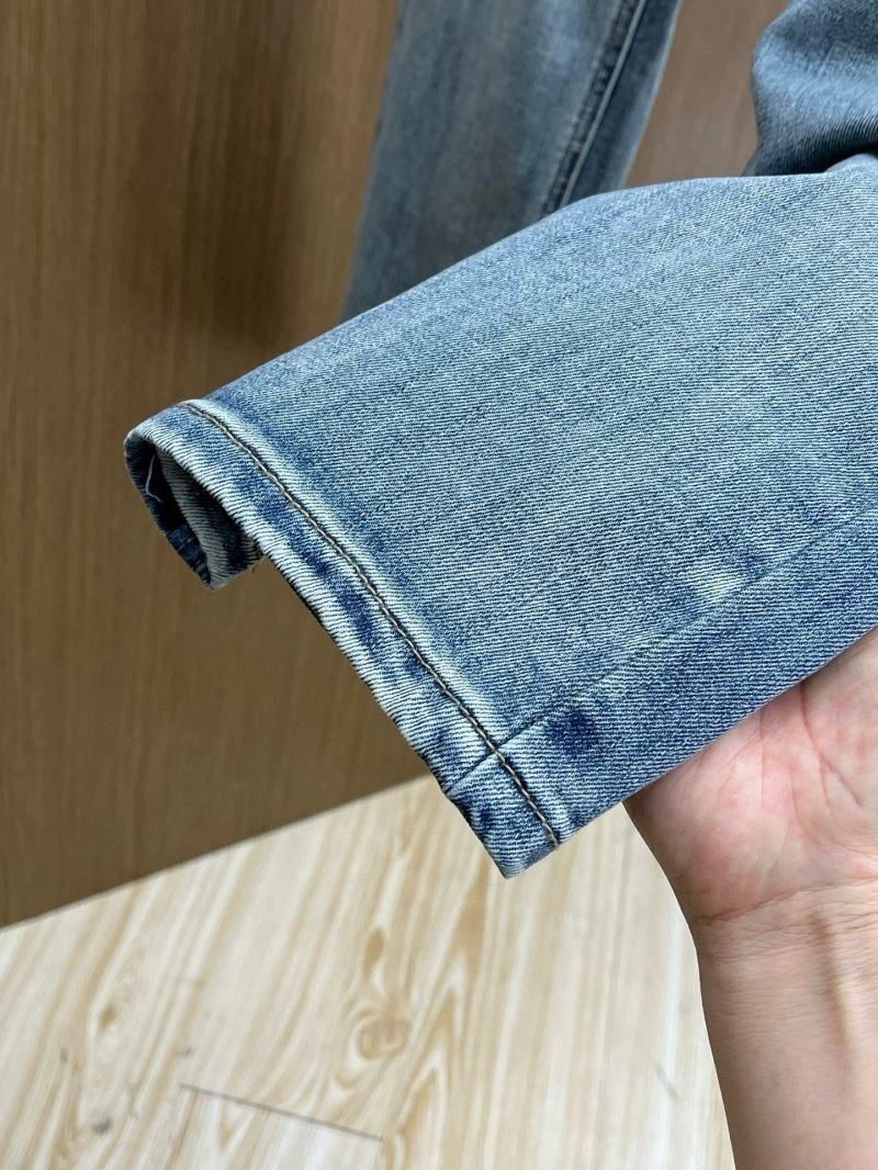 Cut-rate Louis Vuitton Jeans