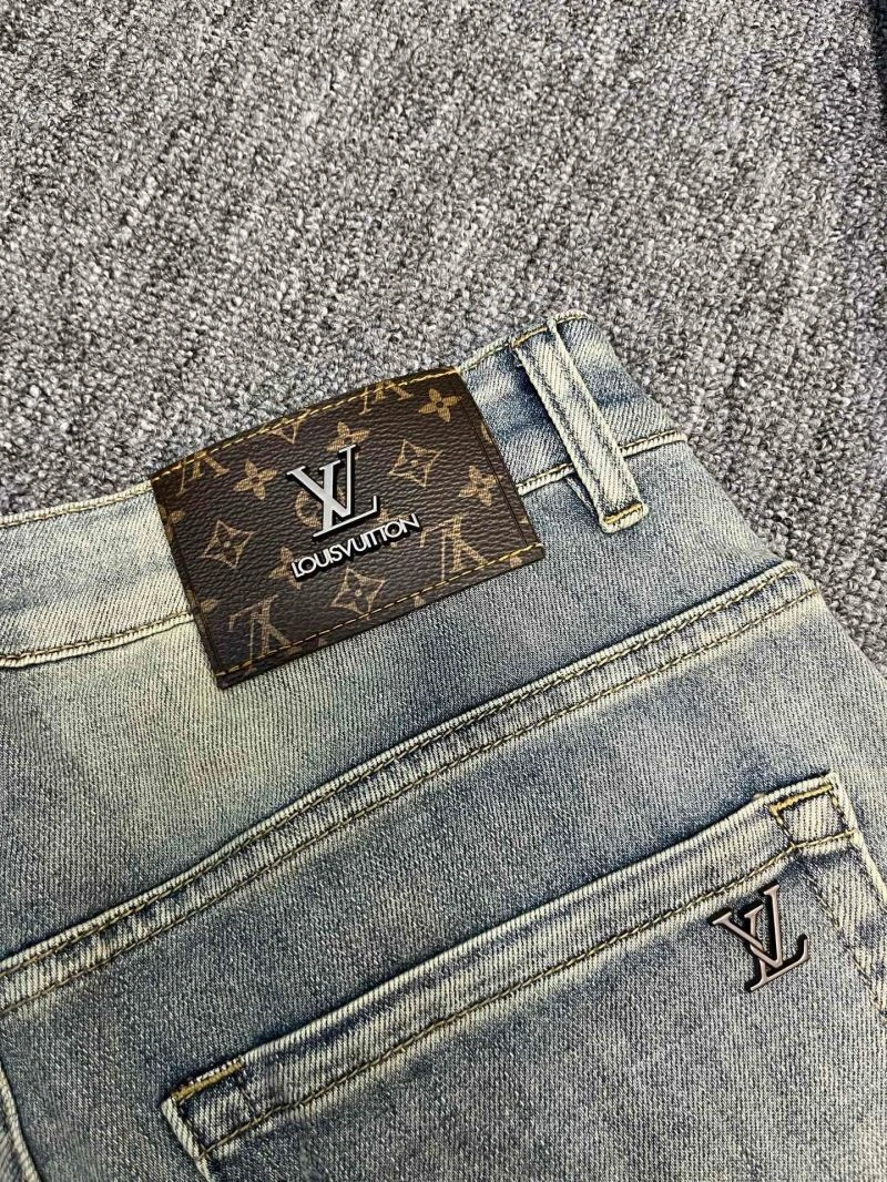 Inexpensive Louis Vuitton Jeans