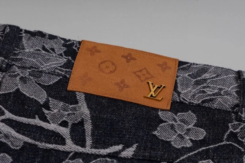 Inexpensive Louis Vuitton Jeans