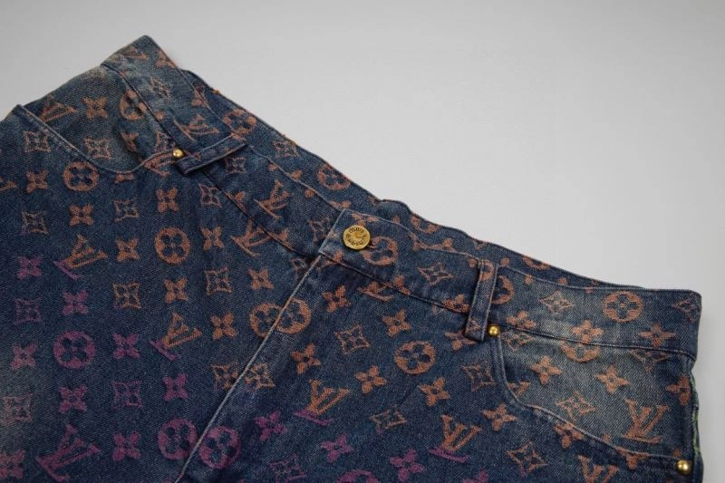 Top match Louis Vuitton Jeans