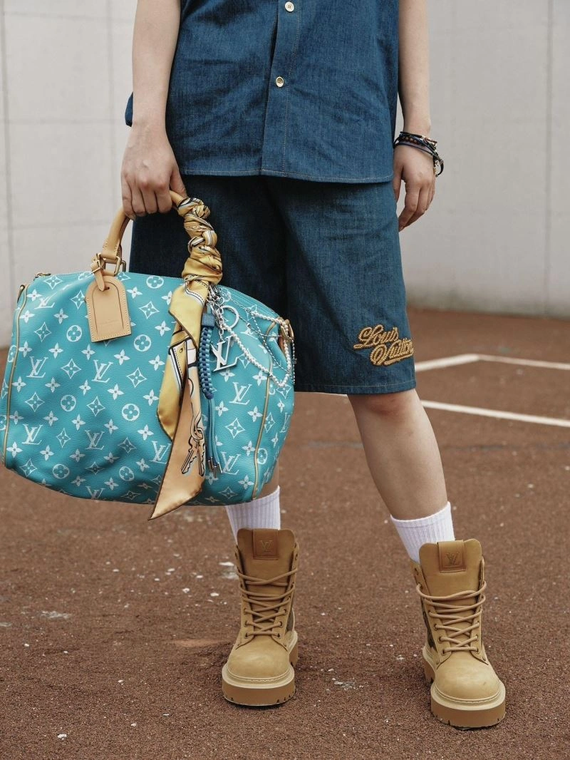Mirror quality Louis Vuitton Jeans