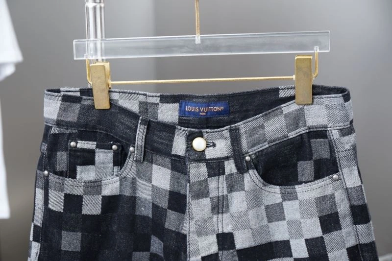 Top match Louis Vuitton Jeans