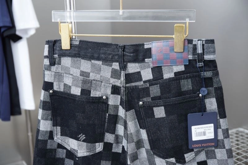 Top match Louis Vuitton Jeans