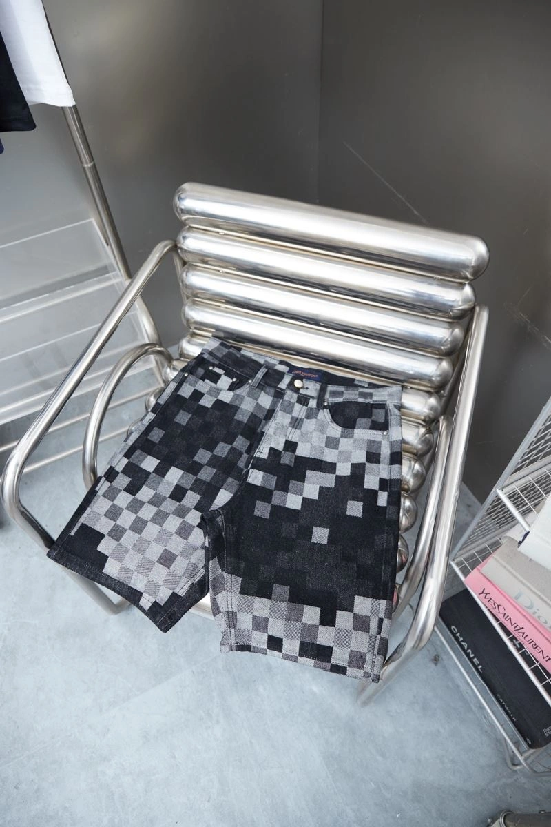 Top match Louis Vuitton Jeans