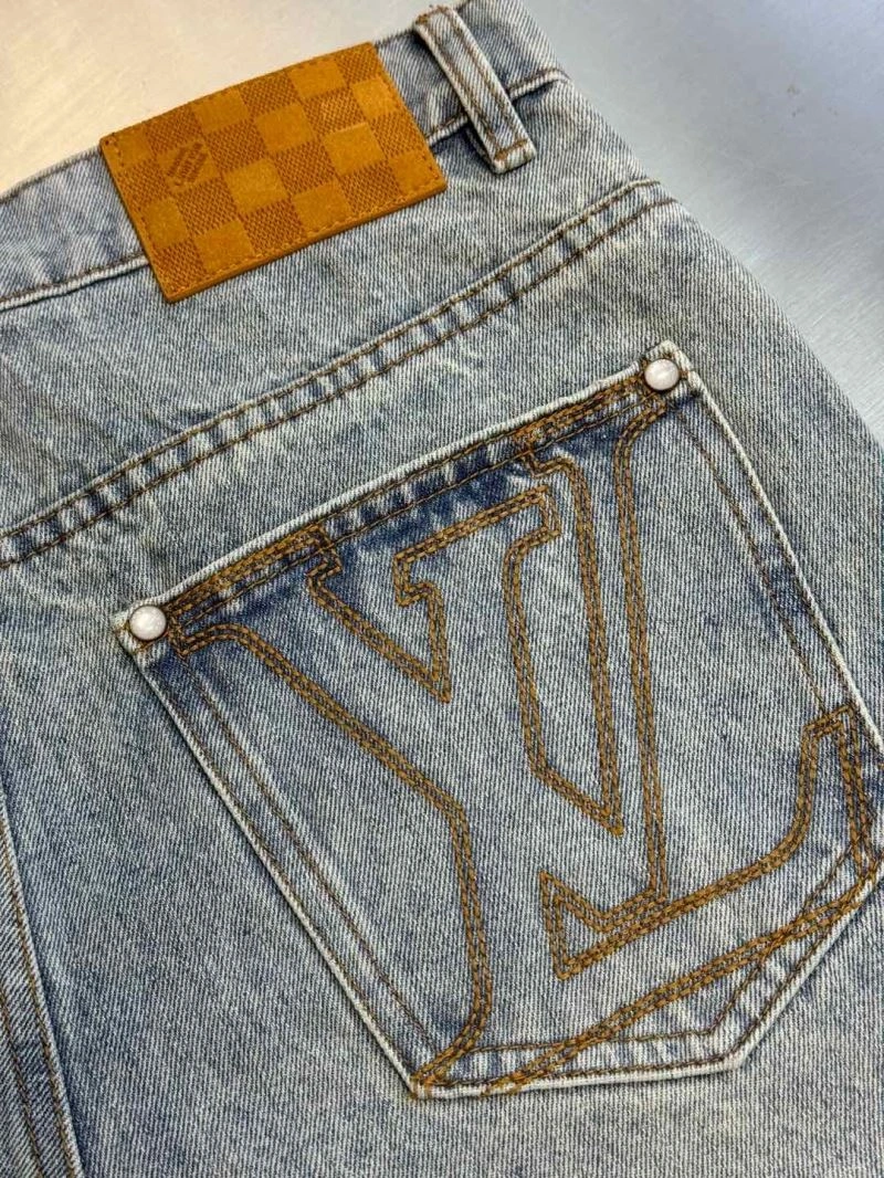 Top match Louis Vuitton Jeans