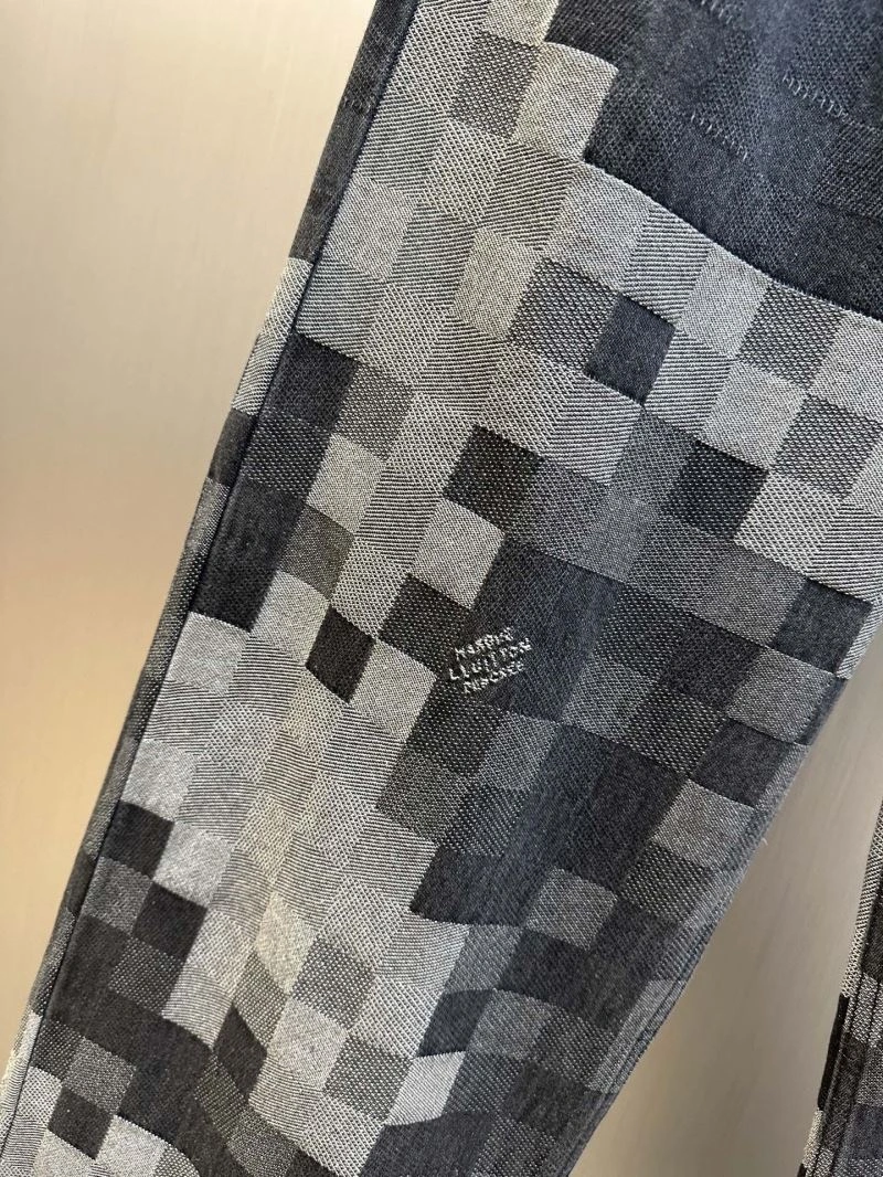 Cut-rate Louis Vuitton Jeans