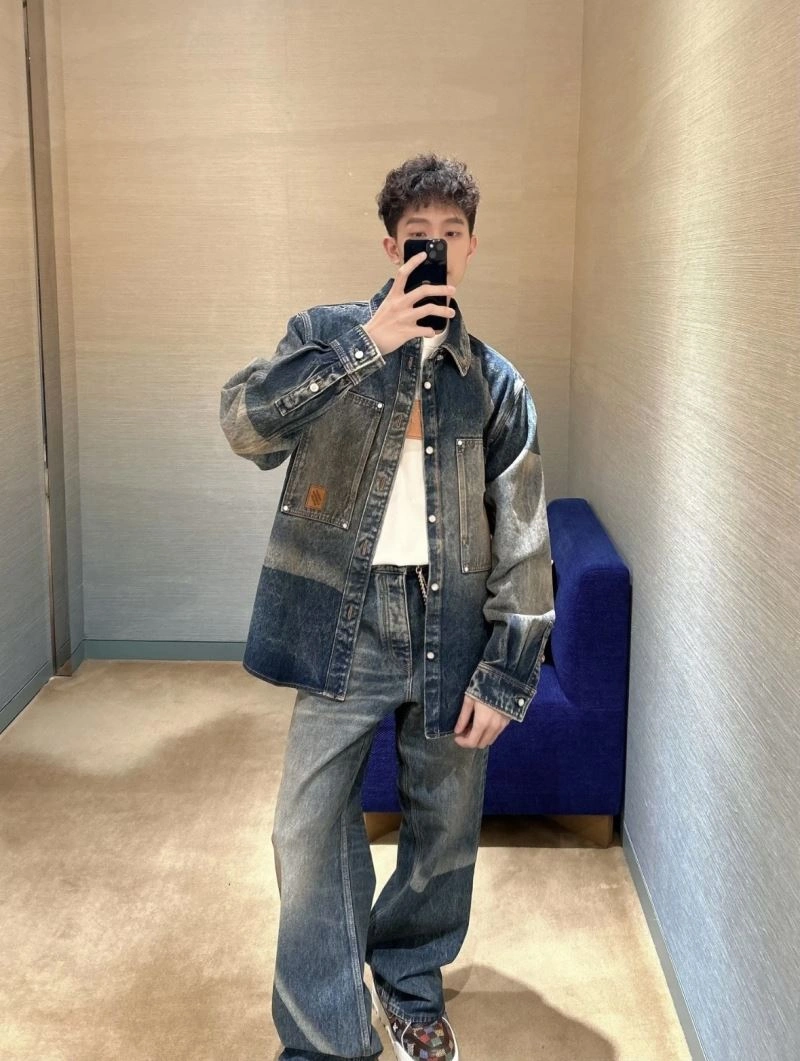 Discounted Louis Vuitton Jeans