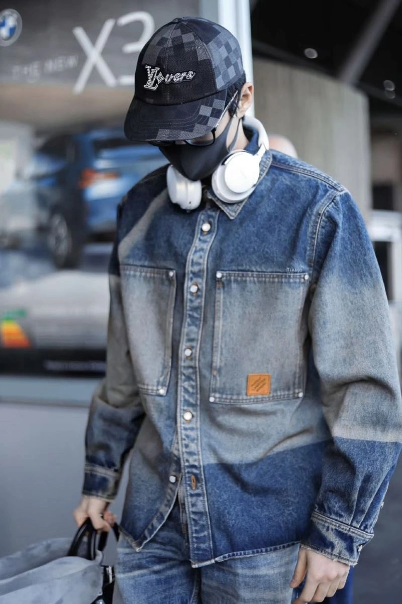 Discounted Louis Vuitton Jeans