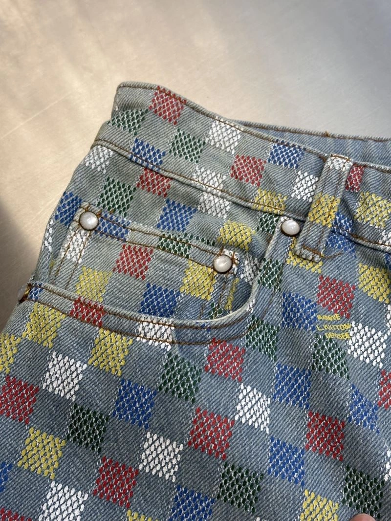 Low-cost Louis Vuitton Jeans