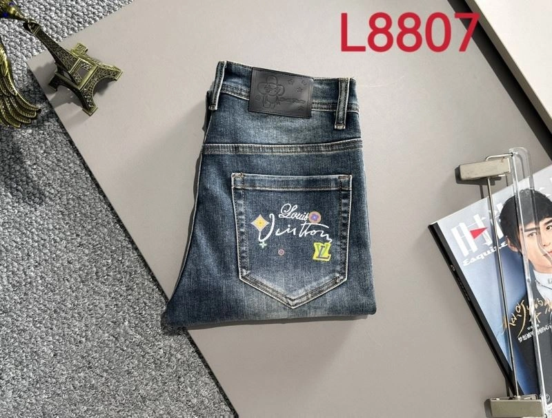 Inexpensive Louis Vuitton Jeans