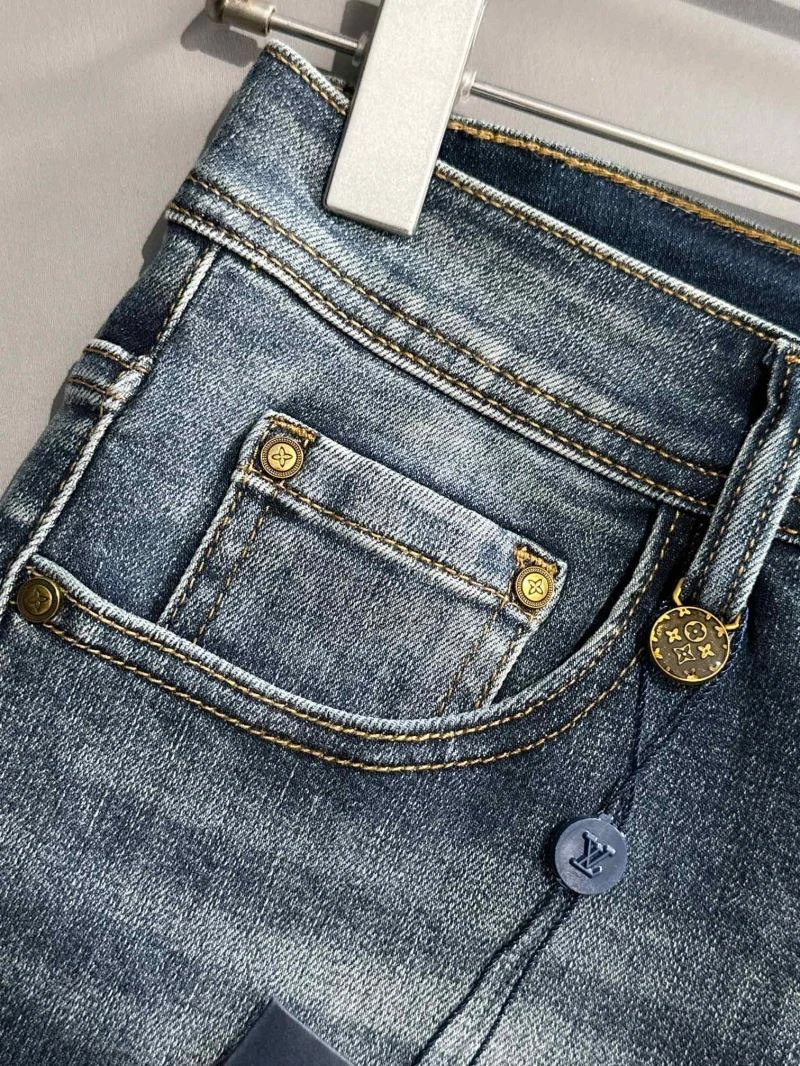 Inexpensive Louis Vuitton Jeans