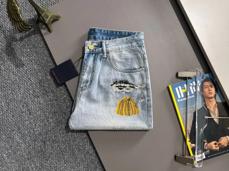 Accurate model Louis Vuitton Jeans