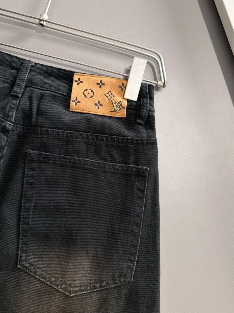 Inexpensive Louis Vuitton Jeans