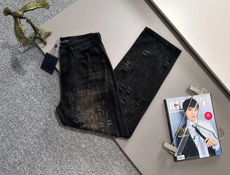 Inexpensive Louis Vuitton Jeans