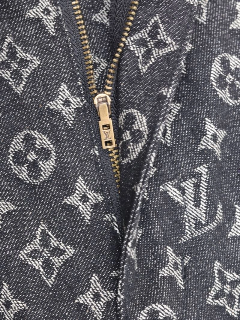Factory-made Louis Vuitton Jeans