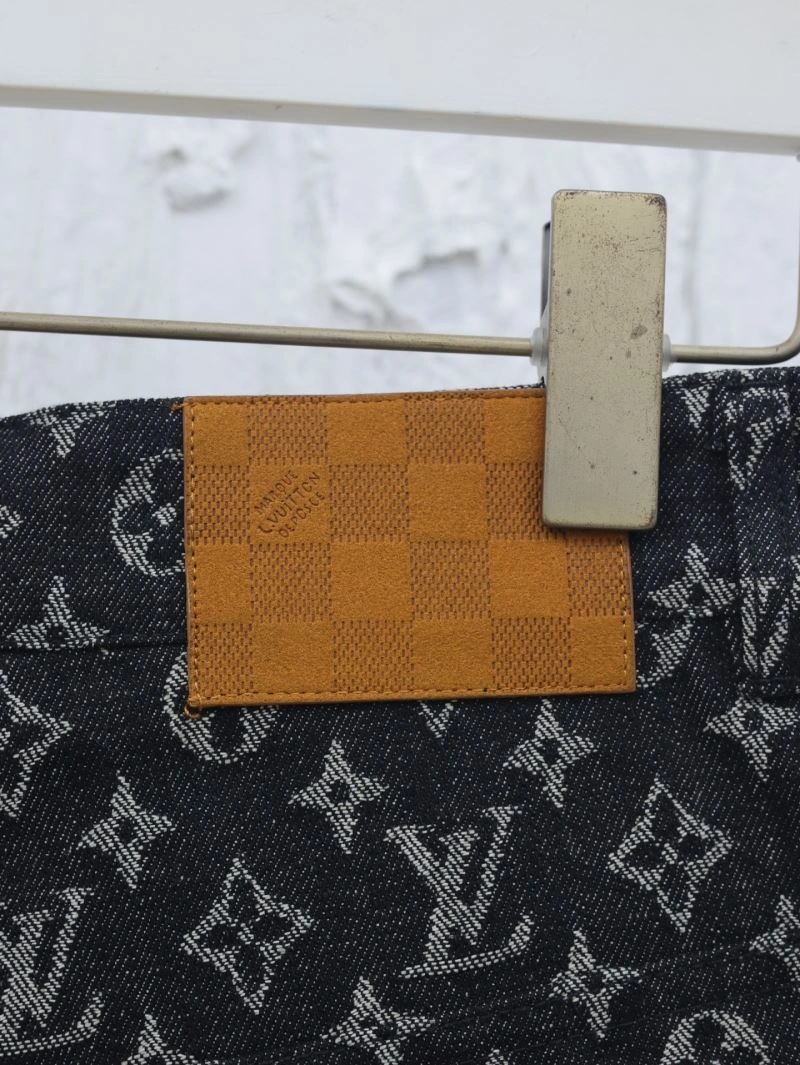 Factory-made Louis Vuitton Jeans