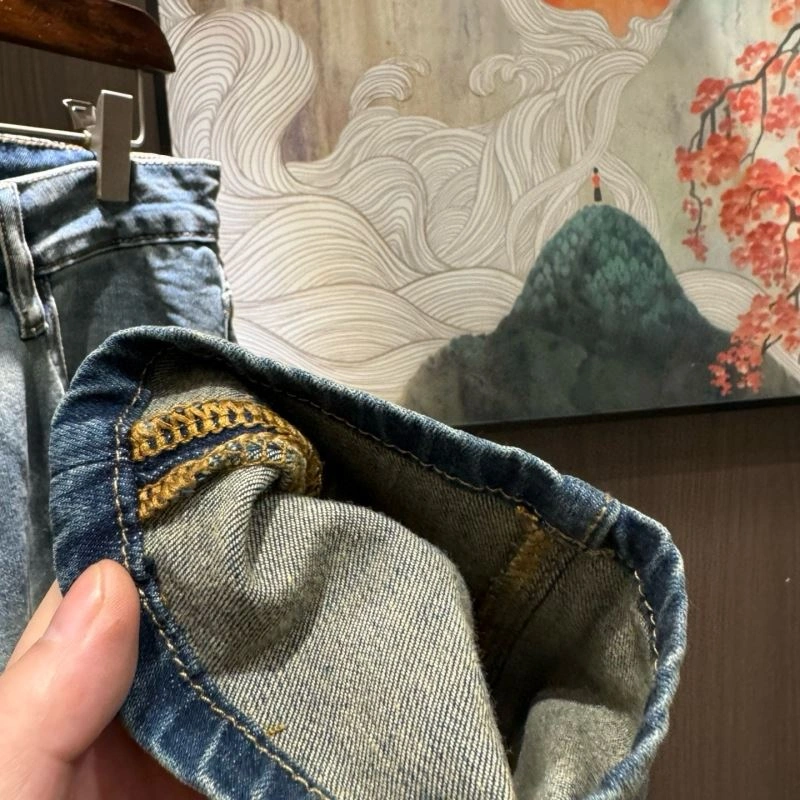 Inexpensive Louis Vuitton Jeans