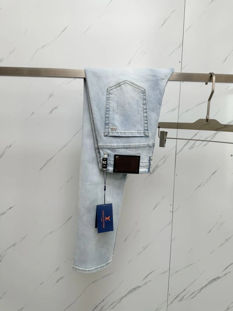 Inexpensive Louis Vuitton Jeans