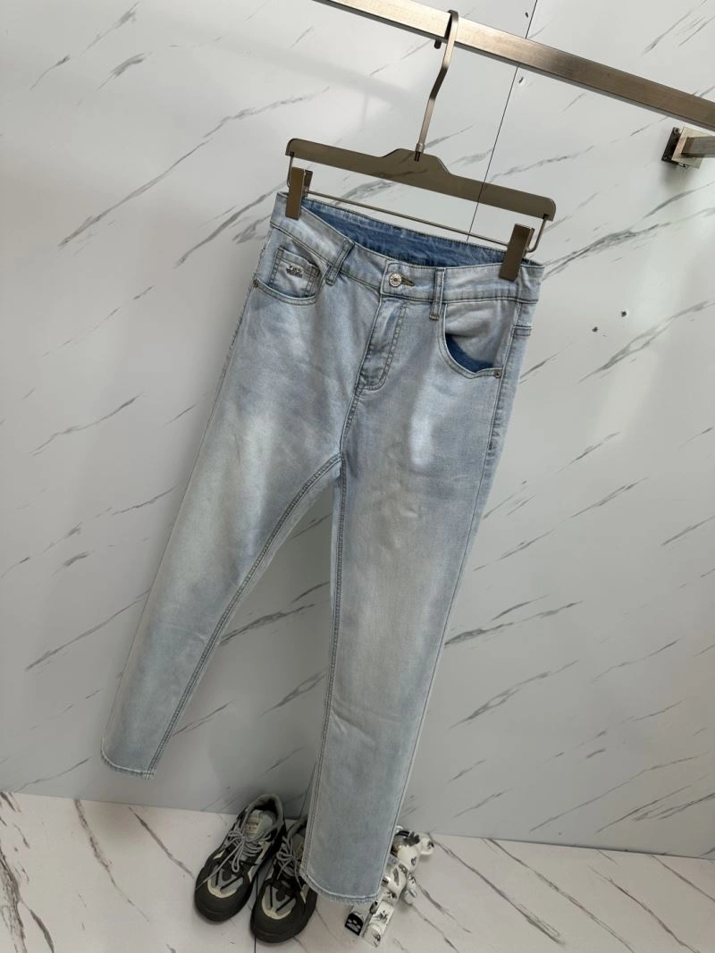 Inexpensive Louis Vuitton Jeans
