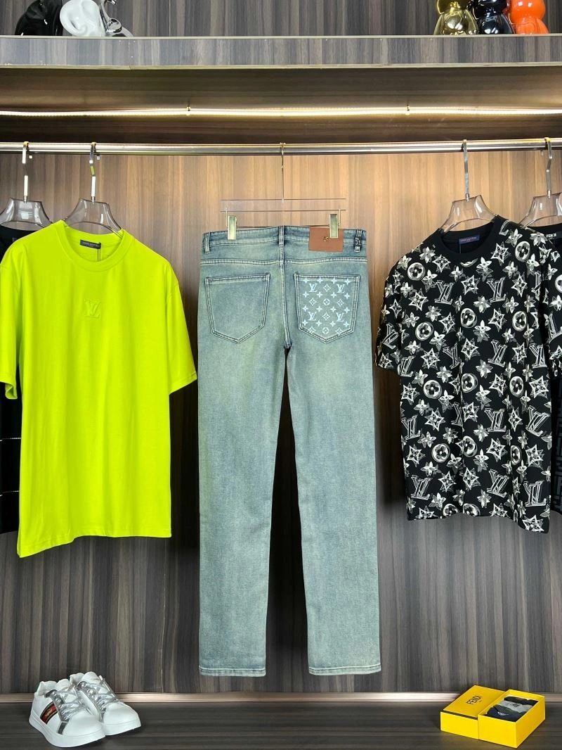Exact replica Louis Vuitton Jeans