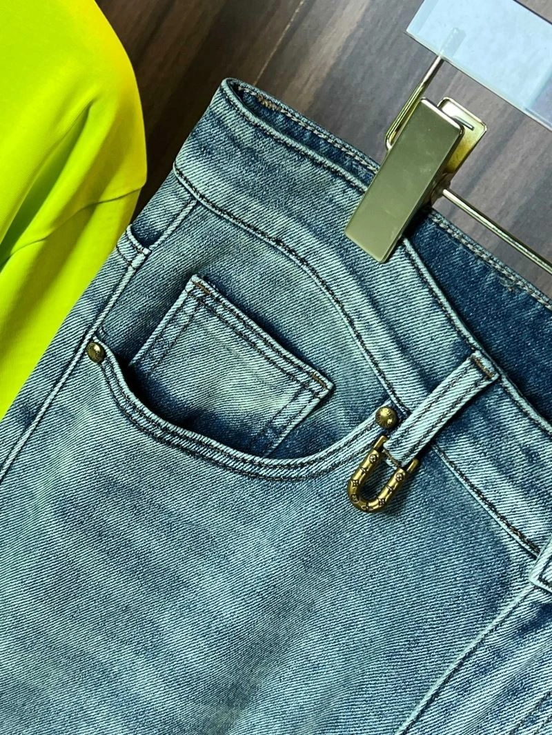 Exact replica Louis Vuitton Jeans