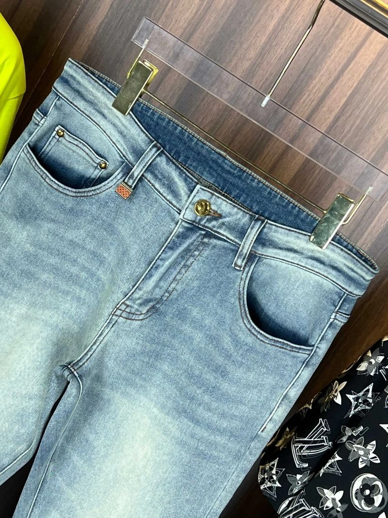 Exact replica Louis Vuitton Jeans