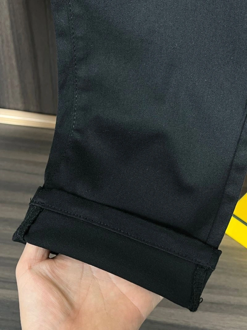 Exact replica Louis Vuitton Jeans
