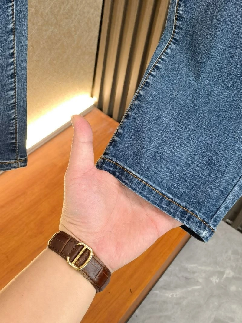 Cut-rate Louis Vuitton Jeans