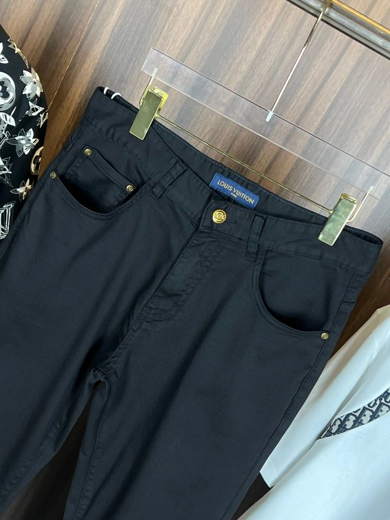 Inexpensive Louis Vuitton Jeans