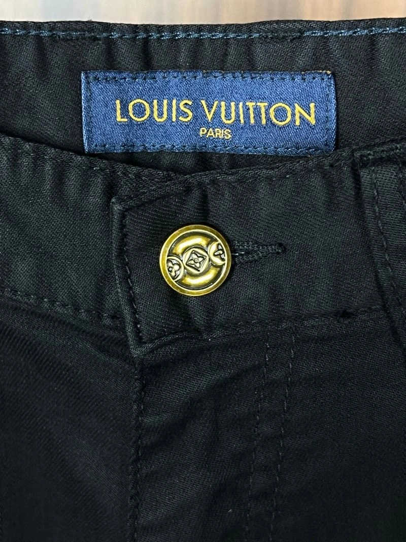 Inexpensive Louis Vuitton Jeans