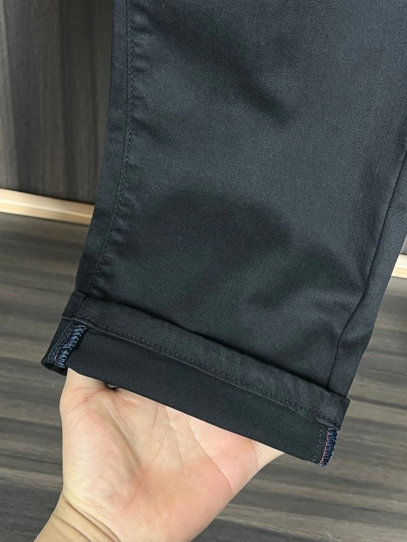 Inexpensive Louis Vuitton Jeans