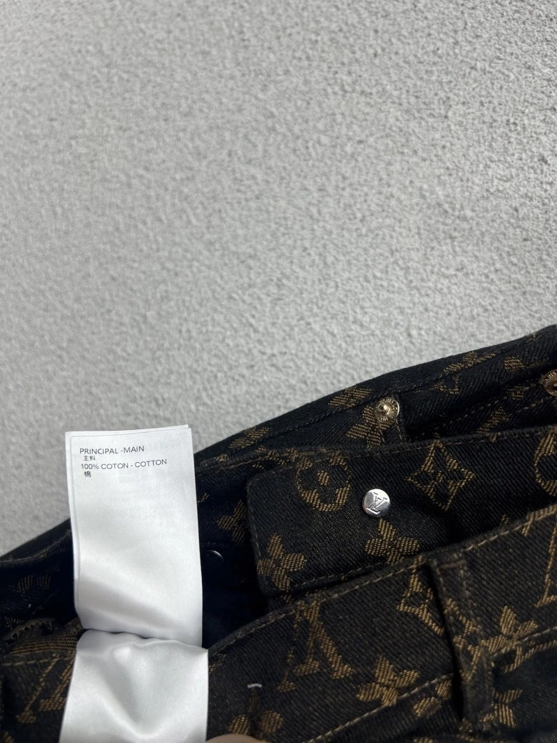Accurate model Louis Vuitton Jeans