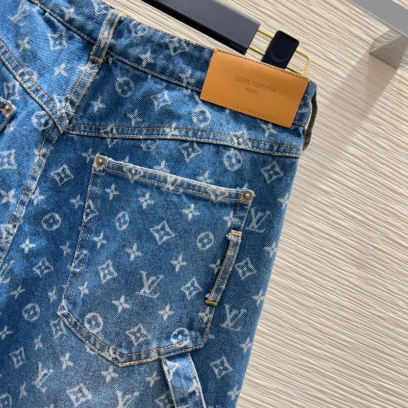 Low-cost Louis Vuitton Jeans