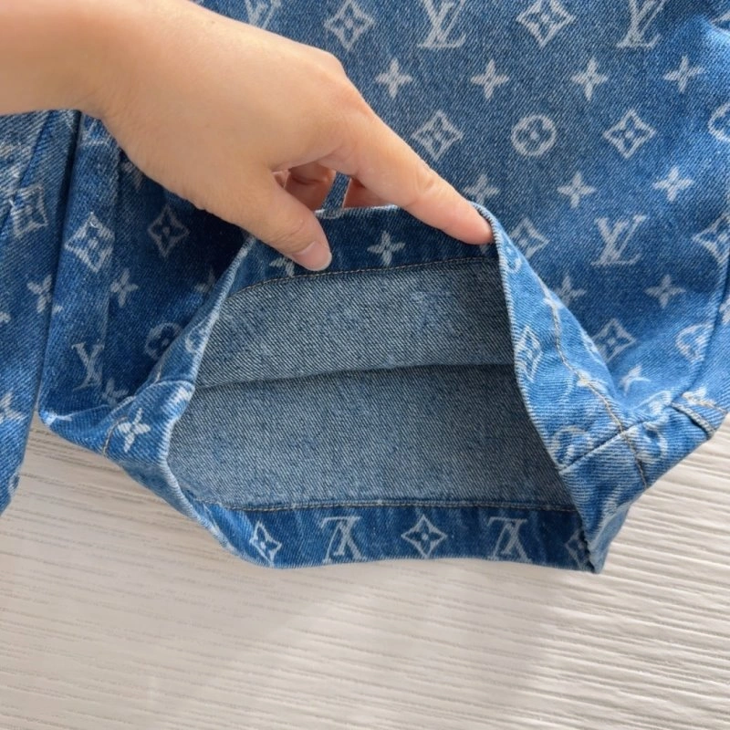 Low-cost Louis Vuitton Jeans