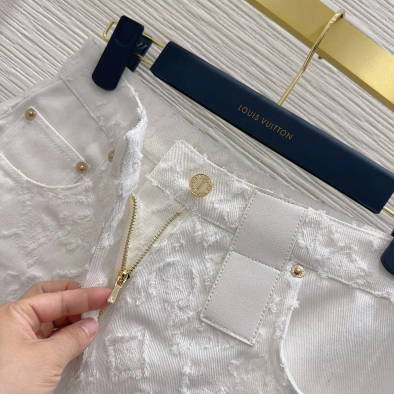 Low-cost Louis Vuitton Jeans
