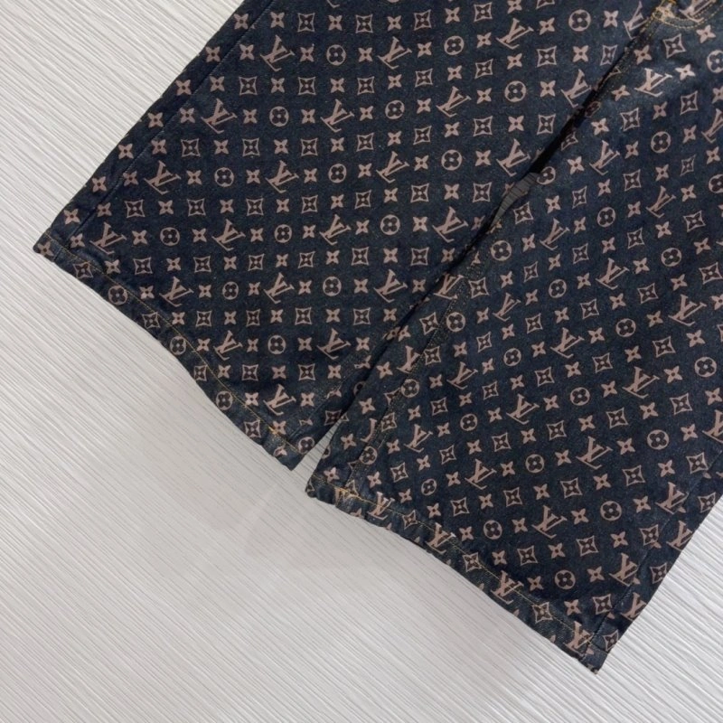 Accurate model Louis Vuitton Jeans