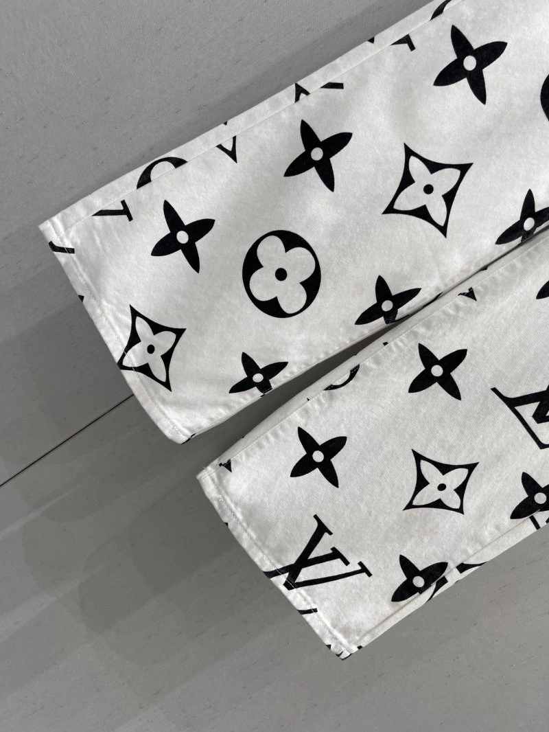 Cut-rate Louis Vuitton Jeans