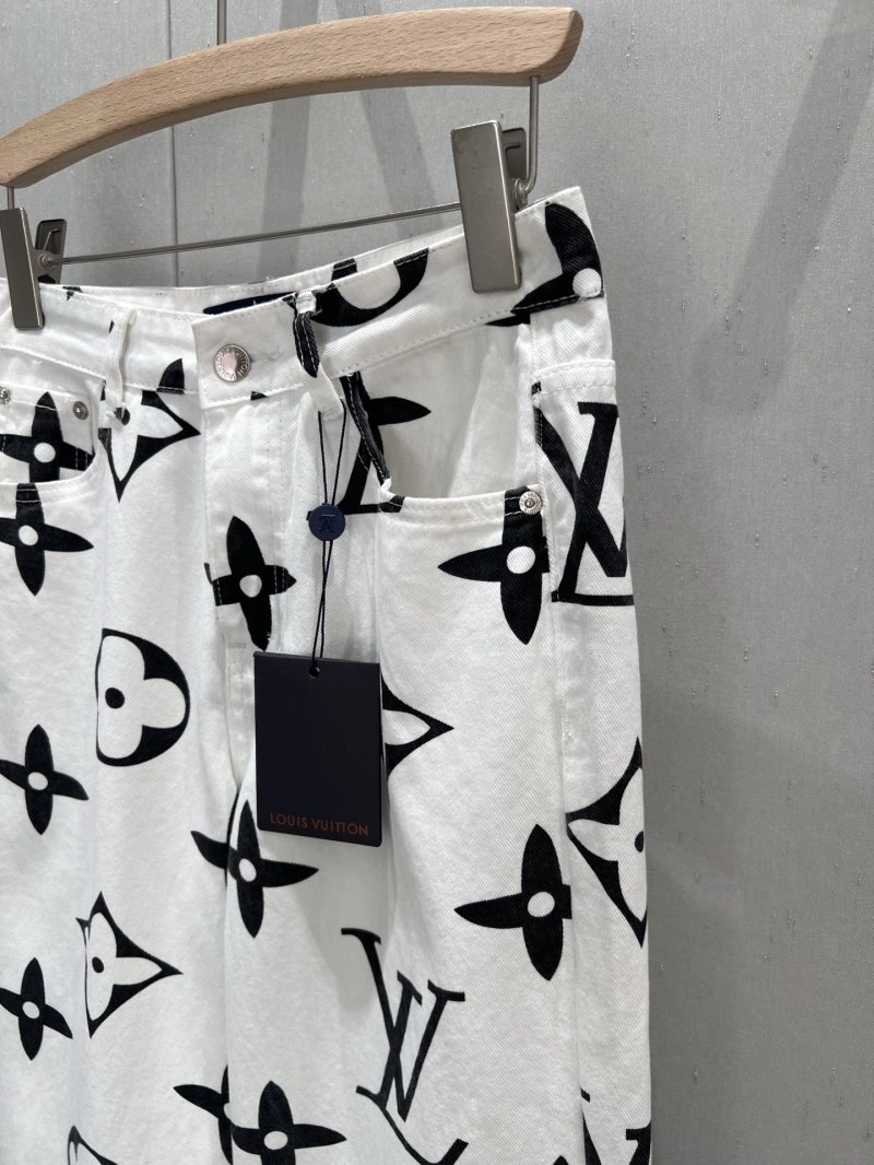 Cut-rate Louis Vuitton Jeans