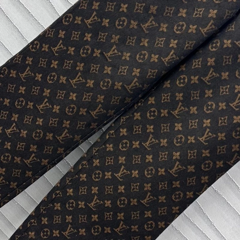 Bargain Louis Vuitton Jeans