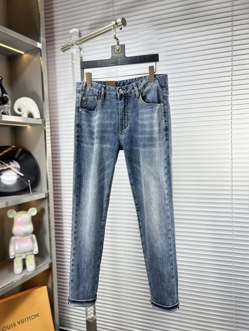 Exact replica Louis Vuitton Jeans