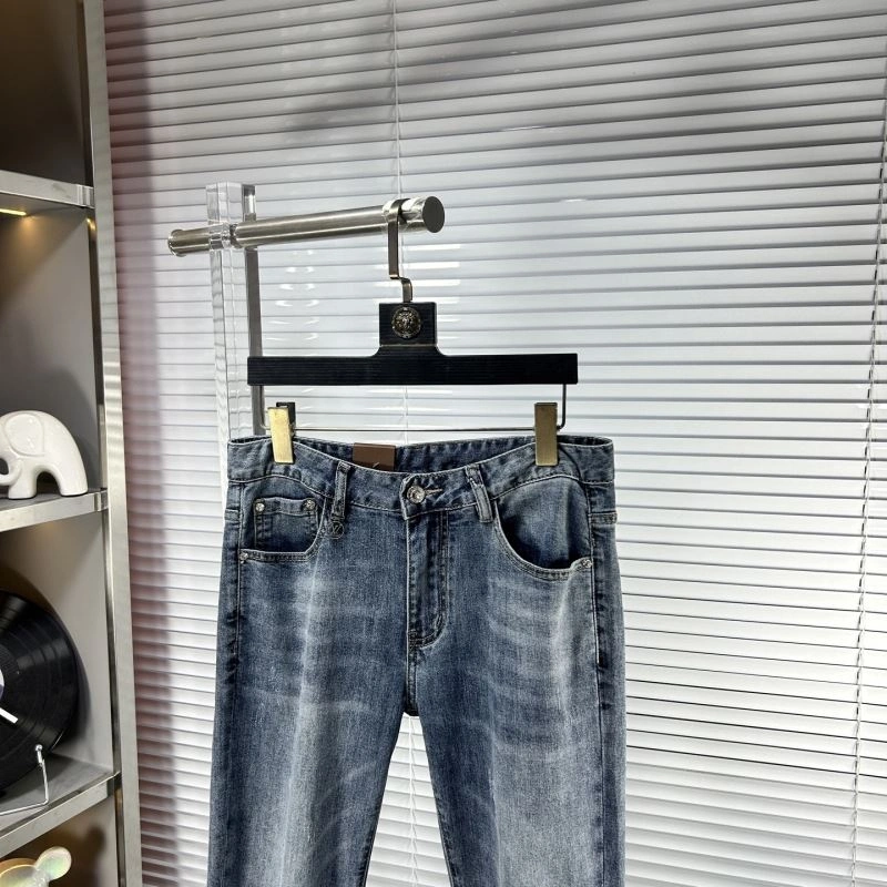 Exact replica Louis Vuitton Jeans