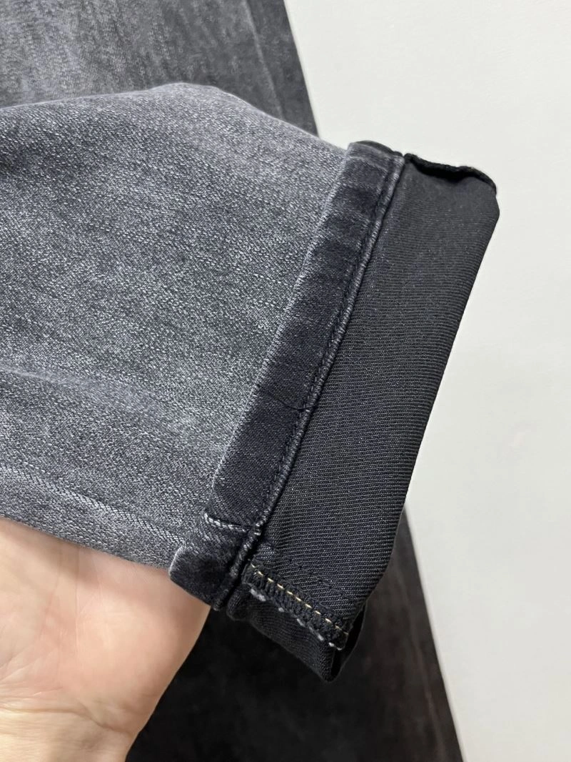 Official Louis Vuitton Jeans