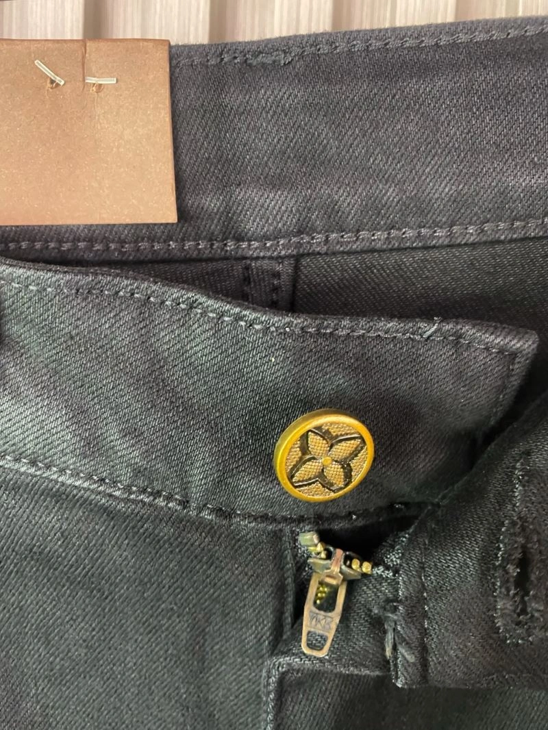 Top match Louis Vuitton Jeans