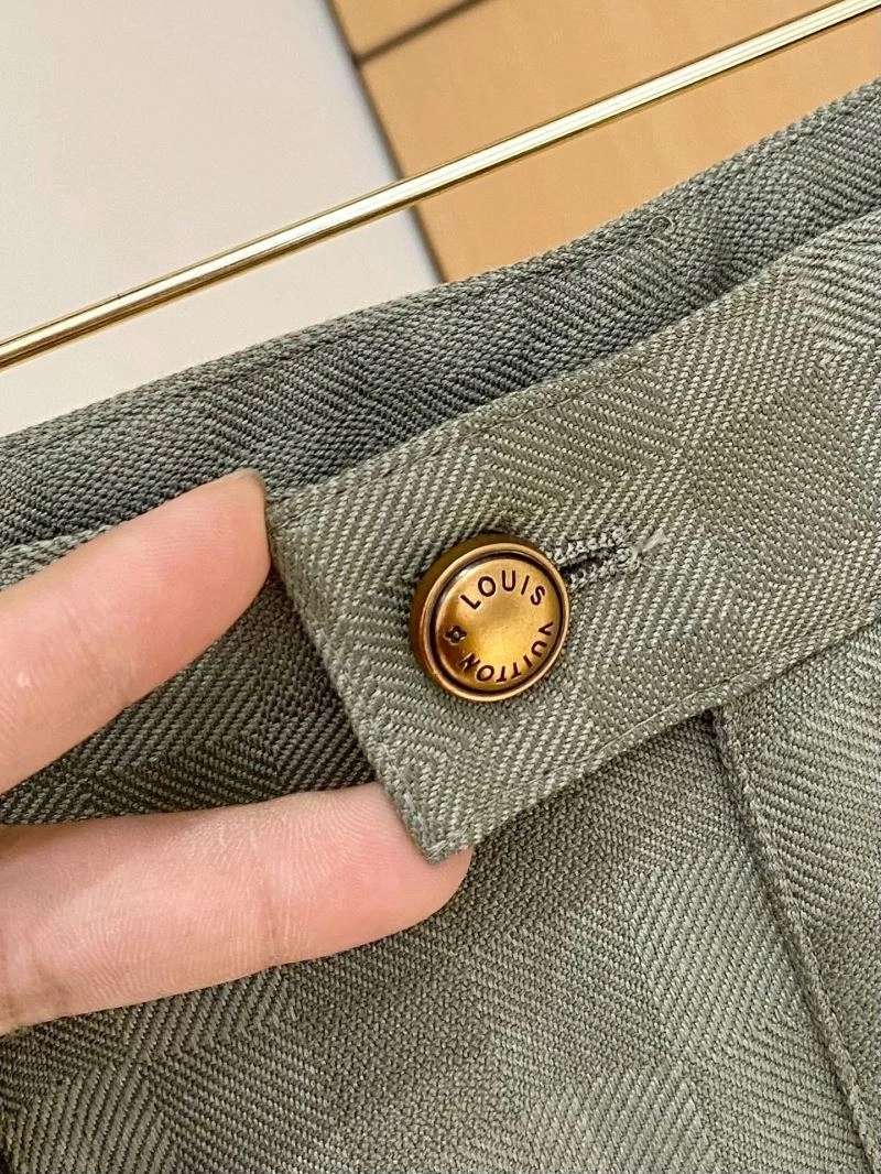 Inexpensive Louis Vuitton Jeans