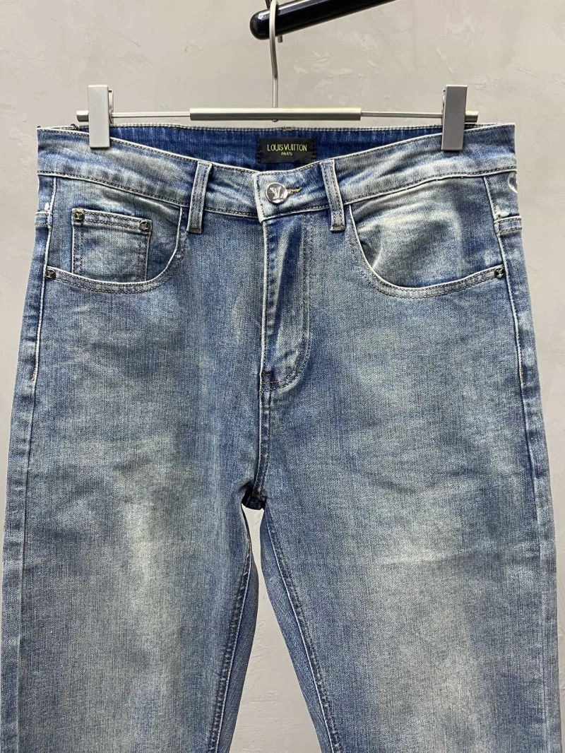 Low-cost Louis Vuitton Jeans