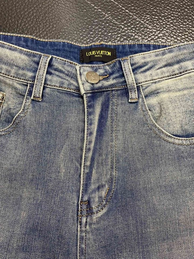 Low-cost Louis Vuitton Jeans