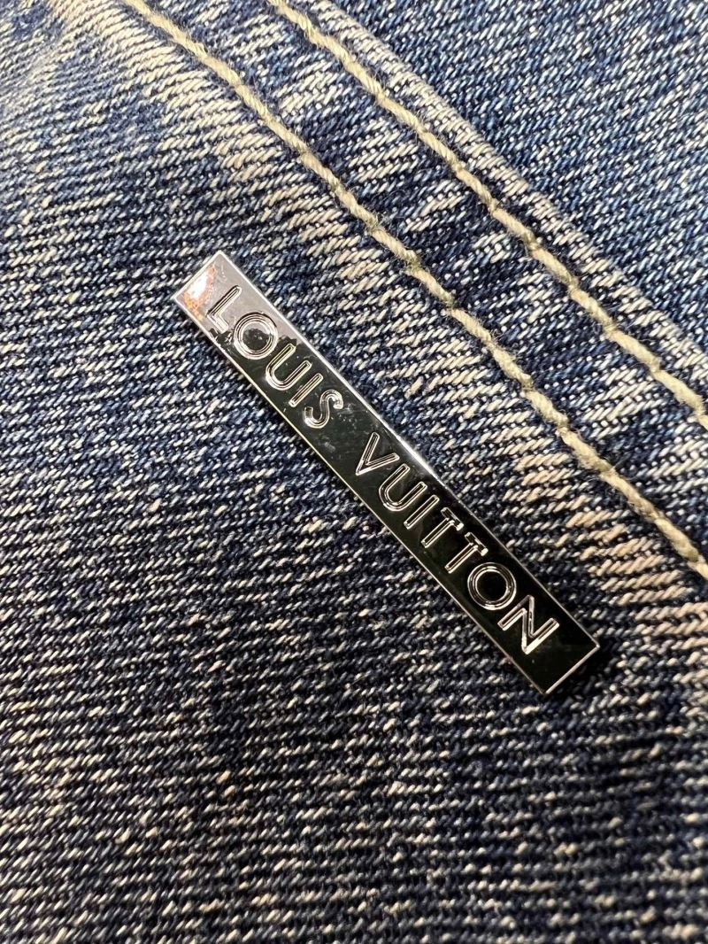 Accurate model Louis Vuitton Jeans