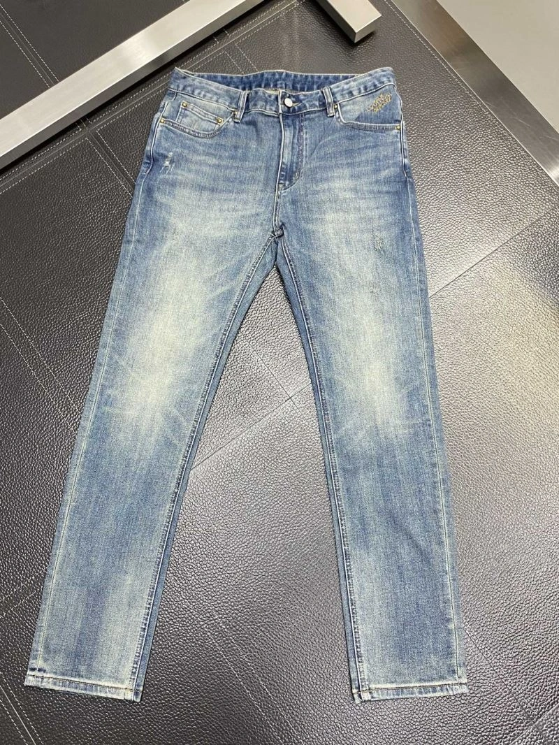 Indistinguishable Louis Vuitton Jeans