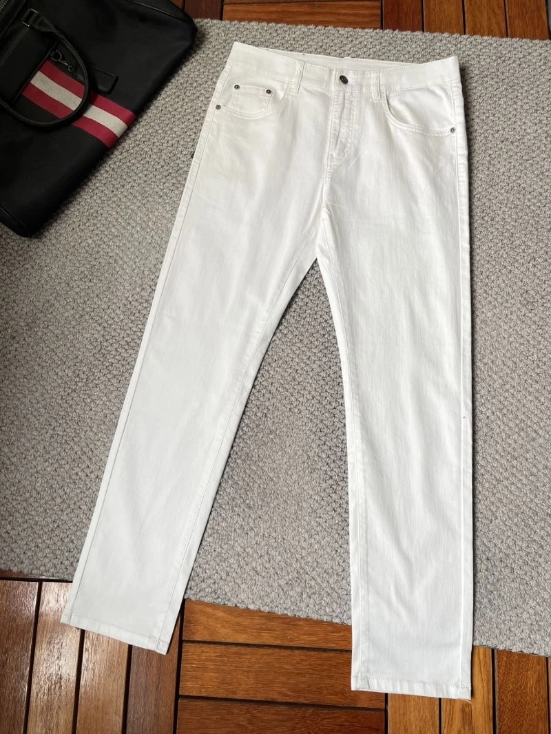 Low-cost Louis Vuitton Jeans