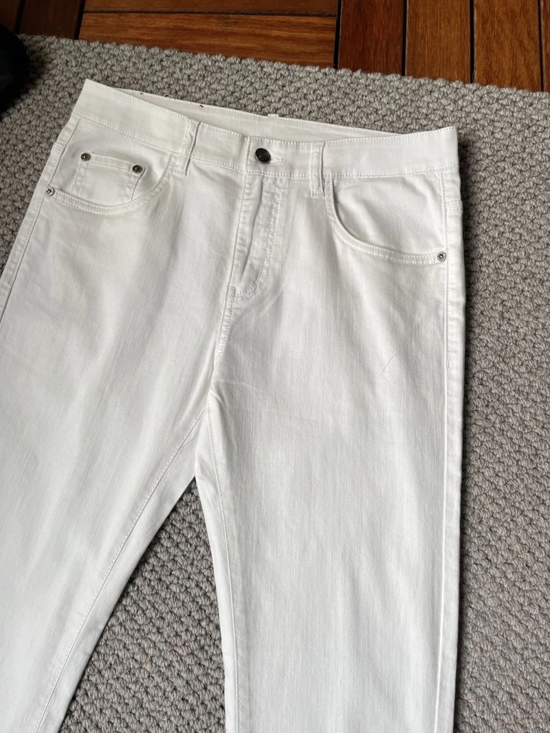 Low-cost Louis Vuitton Jeans